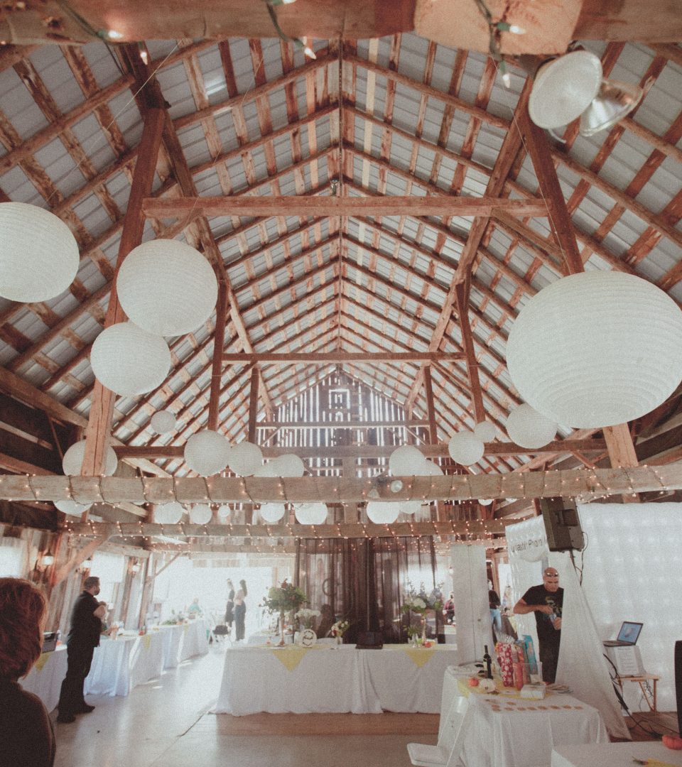 The incredible barn and its hinterland – Reason #6899 – MRC de Pontiac